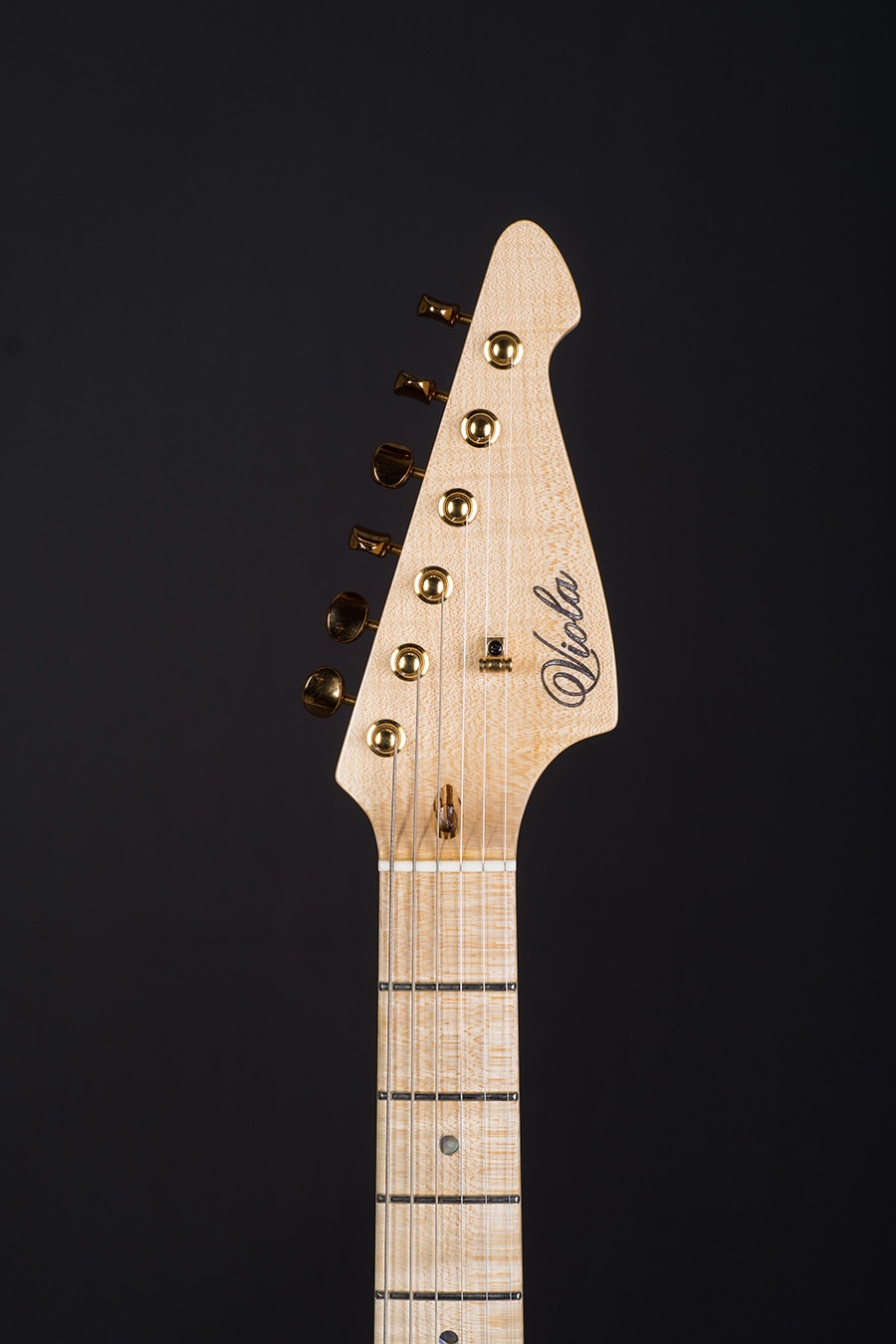 Strato Tribute – Mov Guitars