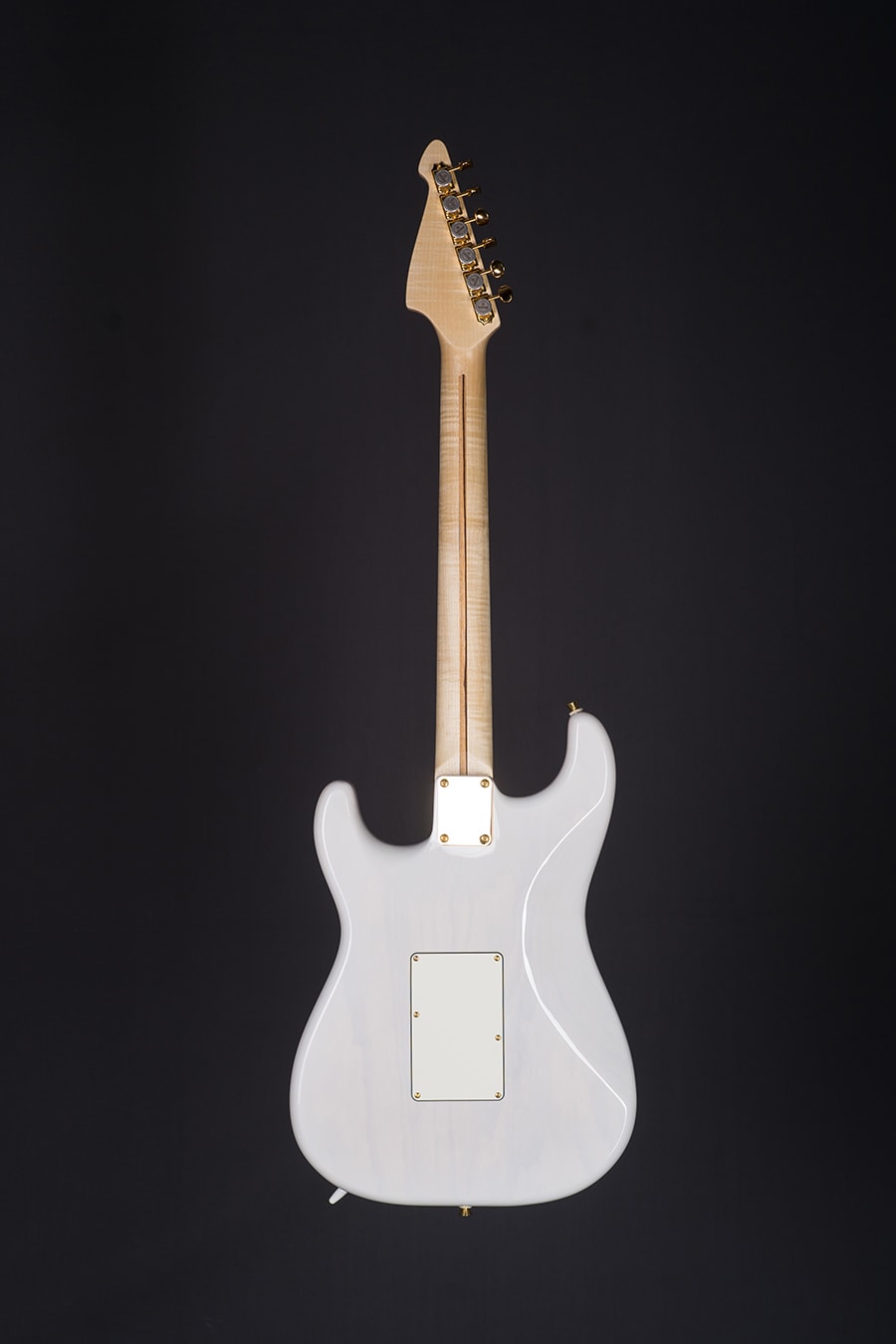 Strato Tribute – Mov Guitars